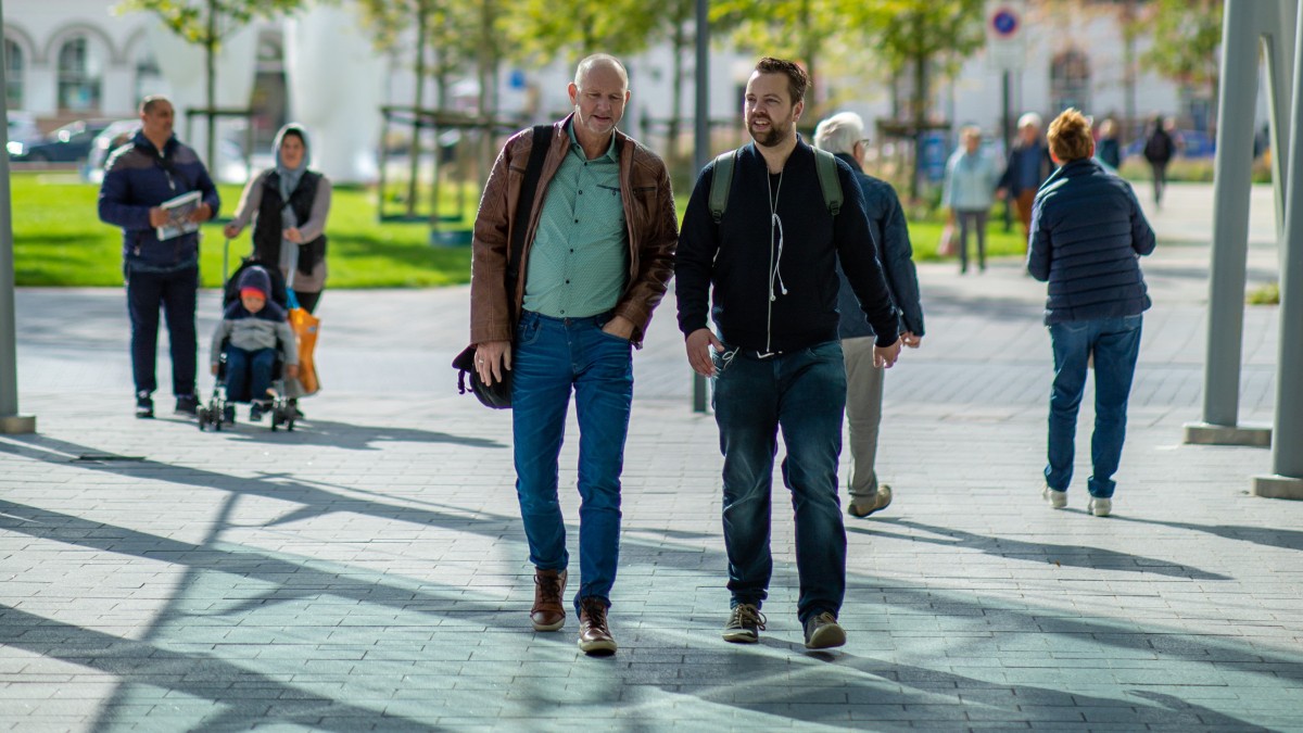 Politieke stappen: welke partij zet zich in voor lopen? - Wandelnet